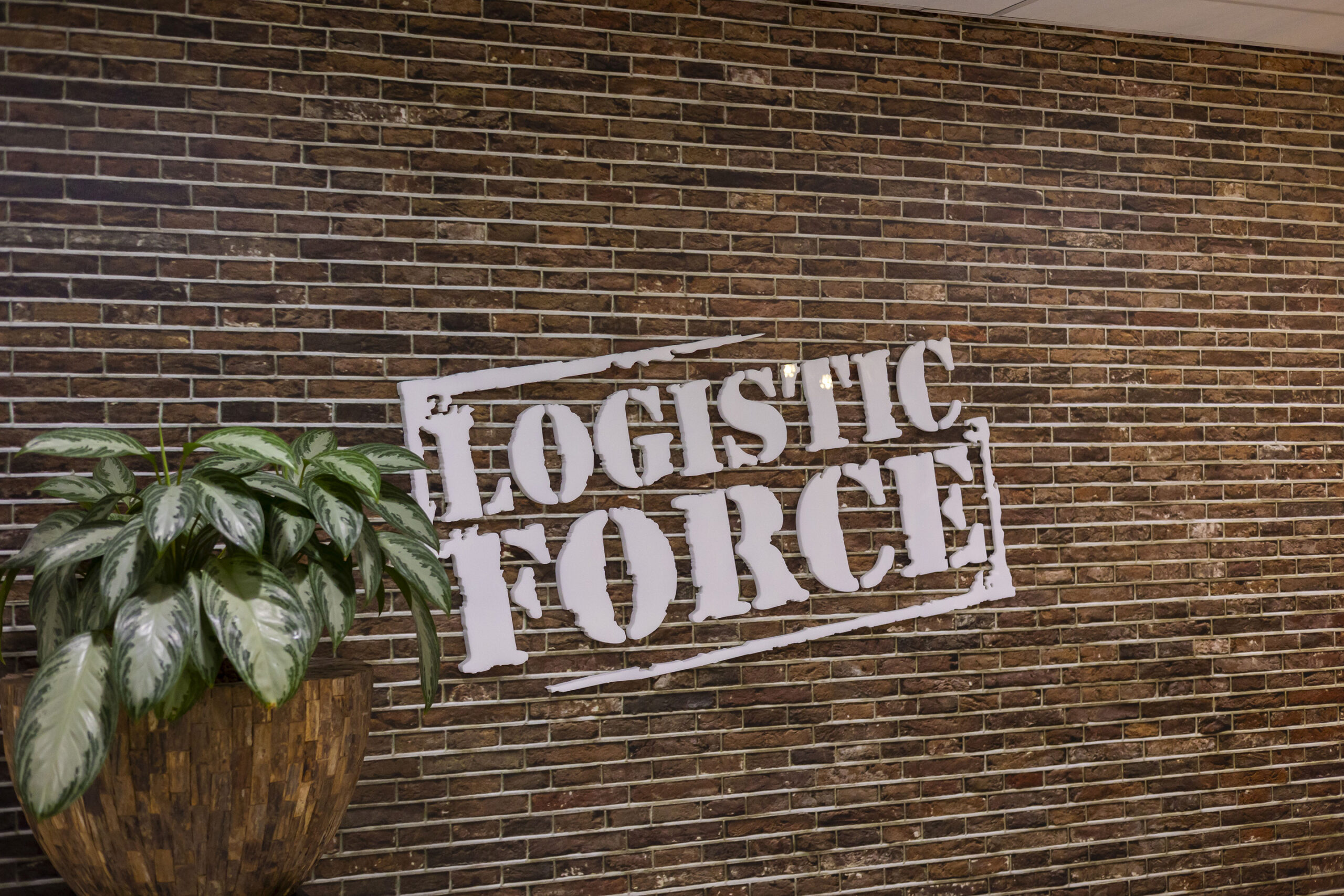 Logistic Force